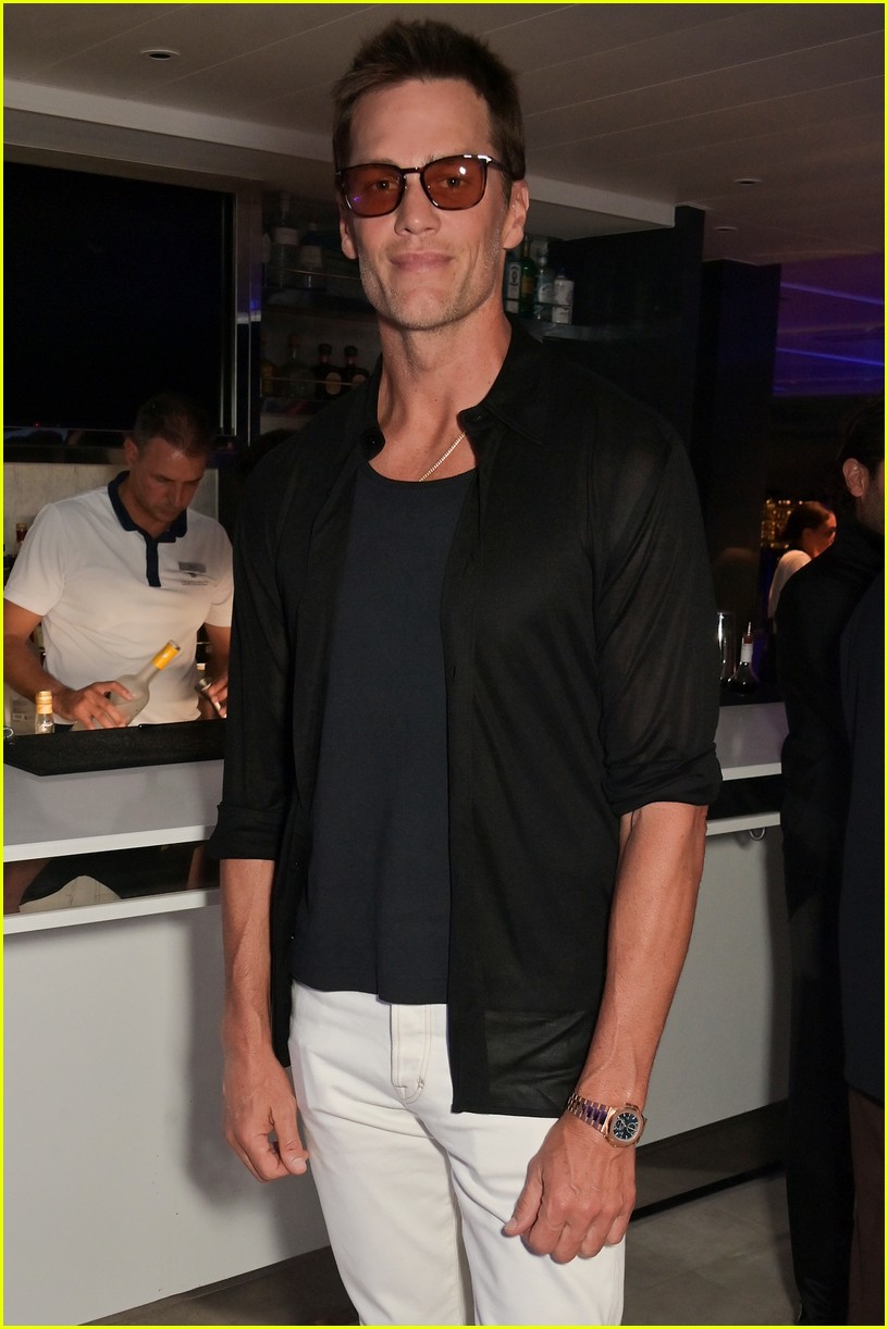 Kendall Jenner, Nina Dobrev, Kate Hudson & So Many More Celebs Went On ...