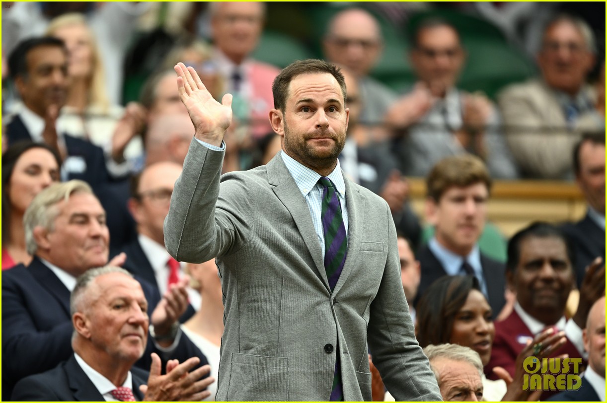 Andy Roddick Returns to Wimbledon for First Time Since Retirement in ...