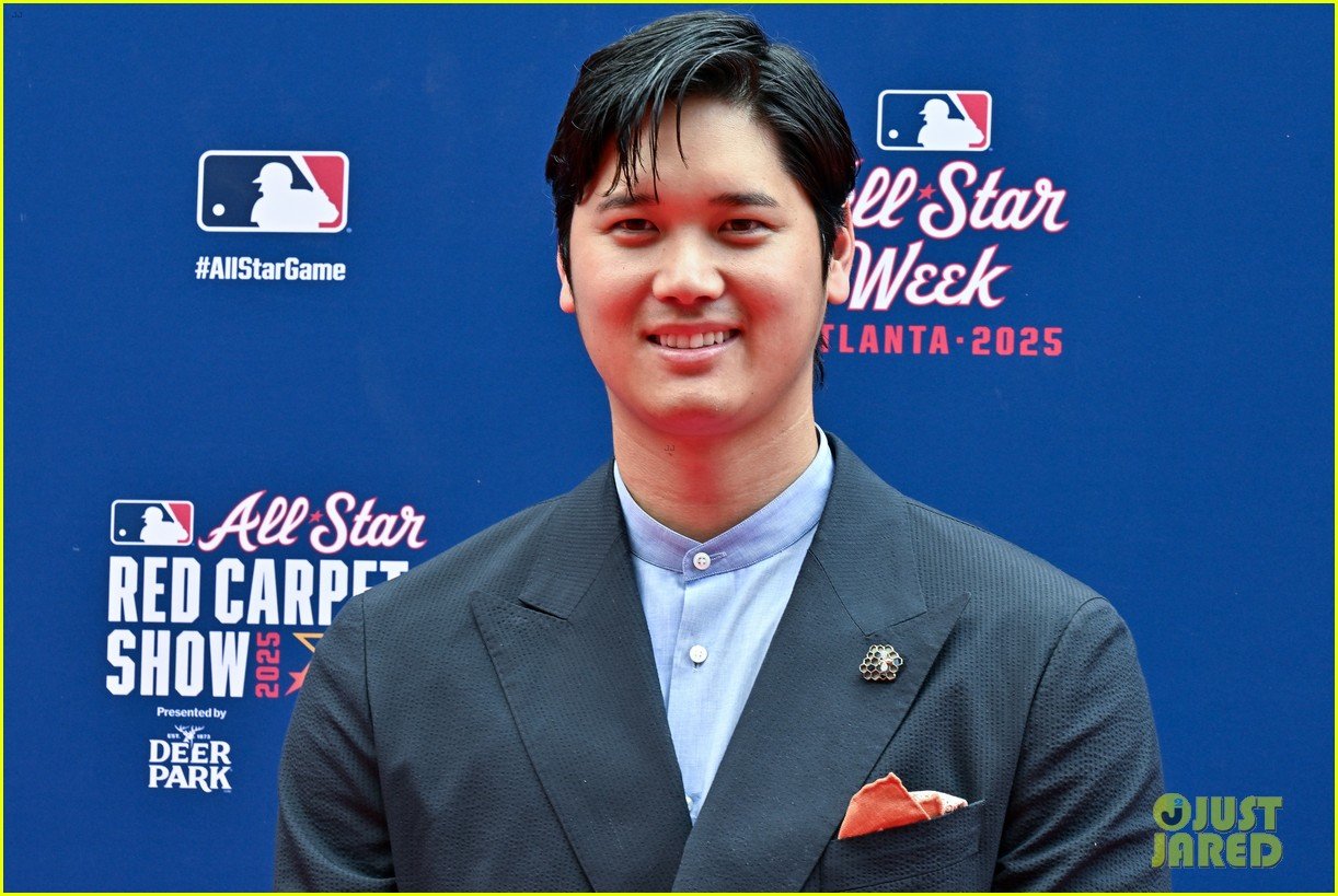 Shohei Ohtani & Wife Mamiko Make Rare Red Carpet Appearance Together at MLB All-Star Game 2025 ...