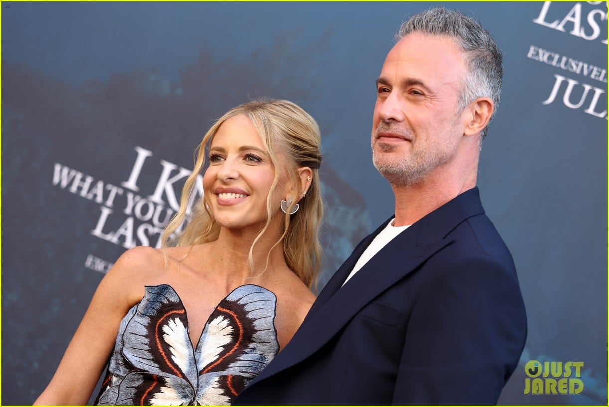 Sarah Michelle Gellar & Freddie Prinze Jr. Make Rare Appearance ...