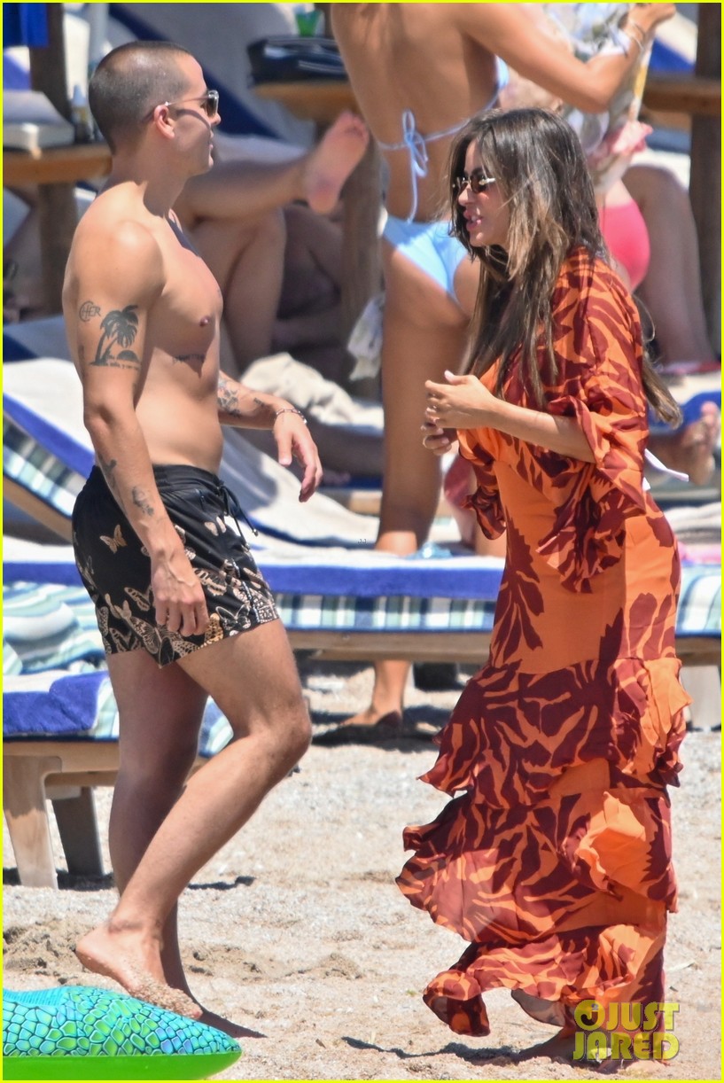 Sofia Vergara Spends 53rd Birthday at the Beach with Son Manolo!: Photo 5182326 | Shirtless ...