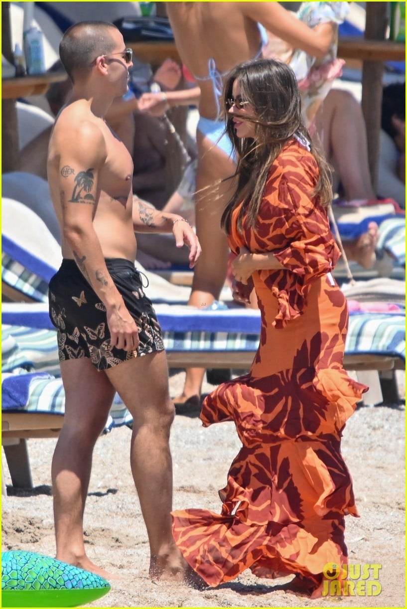 Sofia Vergara Spends 53rd Birthday at the Beach with Son Manolo!: Photo 5182342 | Shirtless ...