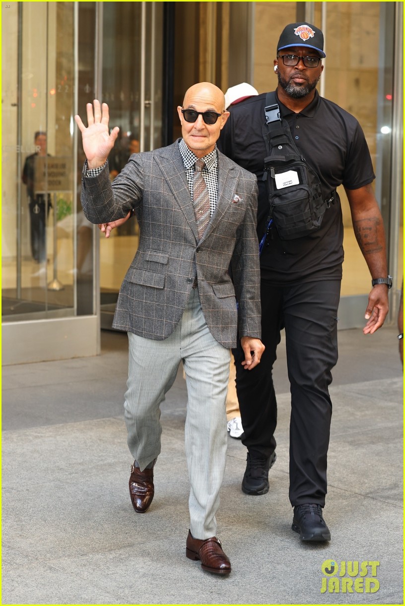 Stanley Tucci Seen as Nigel for First Time on Set of 'The Devil Wears ...