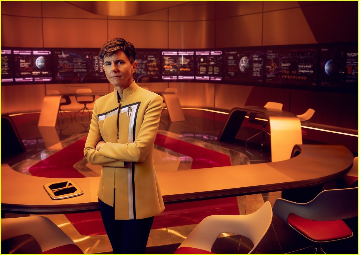 'Star Trek: Starfleet Academy' Gets First Look Teaser Trailer, Will Release In Early 2026 ...