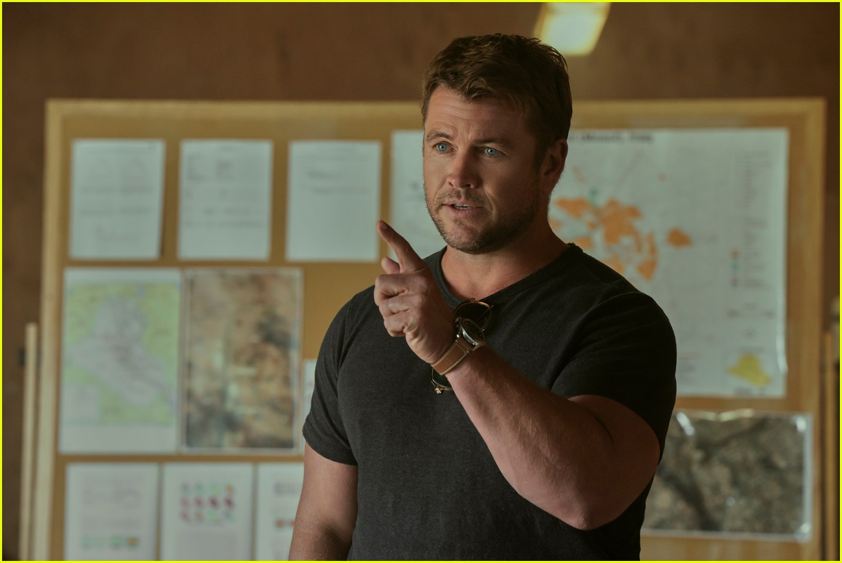 'The Terminal List' Prequel Series, 'Dark Wolf,' Has Action-Packed ...