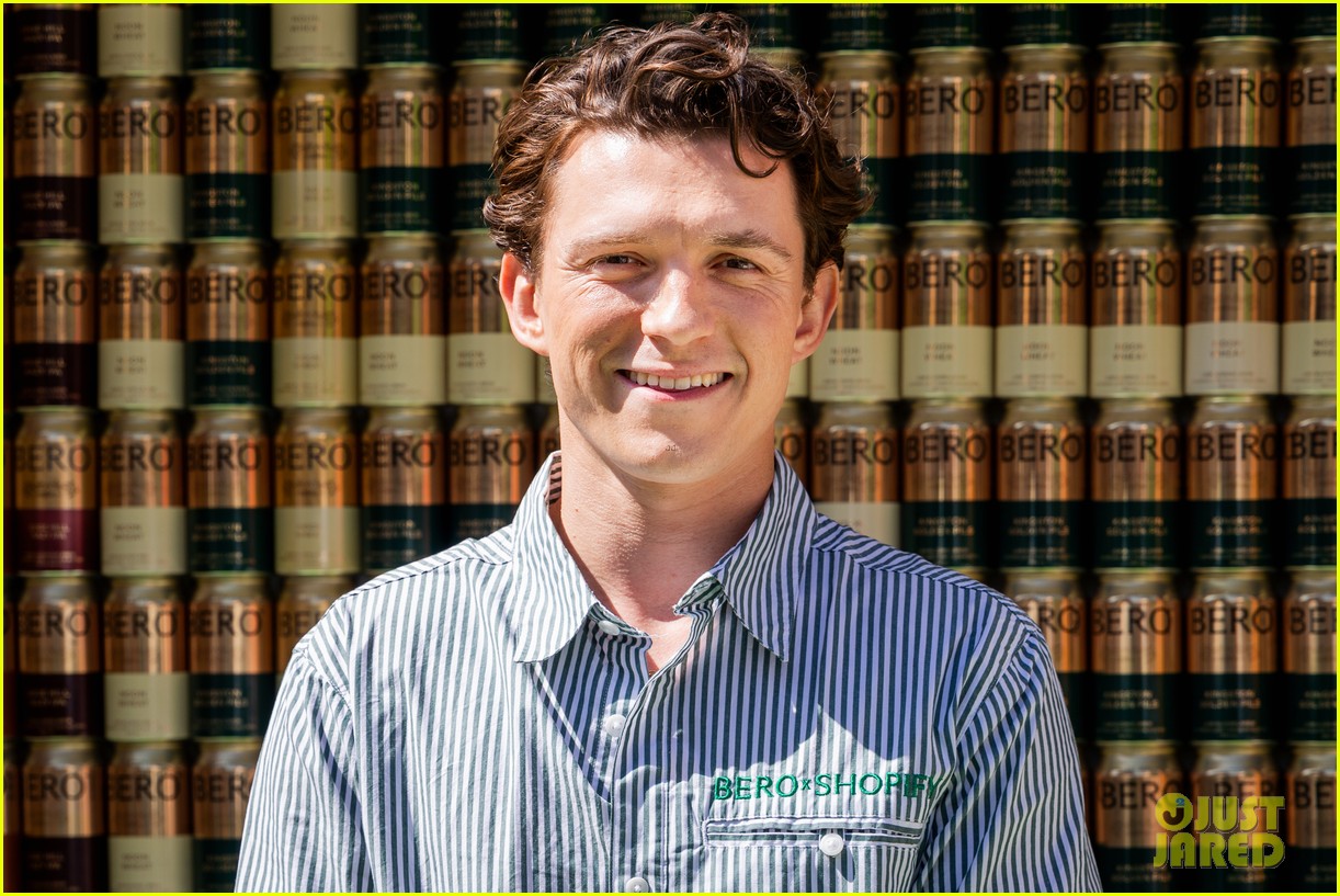 Tom Holland Pours Drinks & Greets Fans at Pop Up Event for His Non ...