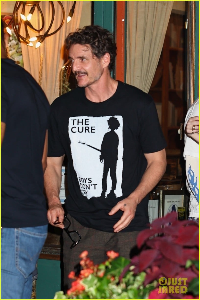 Vanessa Kirby & Fiancé Paul Rabil Have Dinner With 'Fantastic Four' Co ...