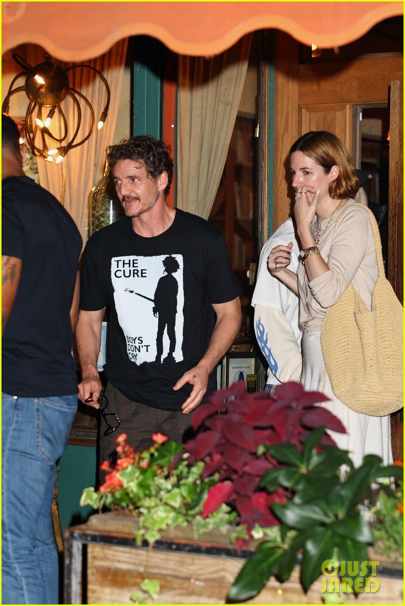 Vanessa Kirby & Fiancé Paul Rabil Have Dinner With 'Fantastic Four' Co ...