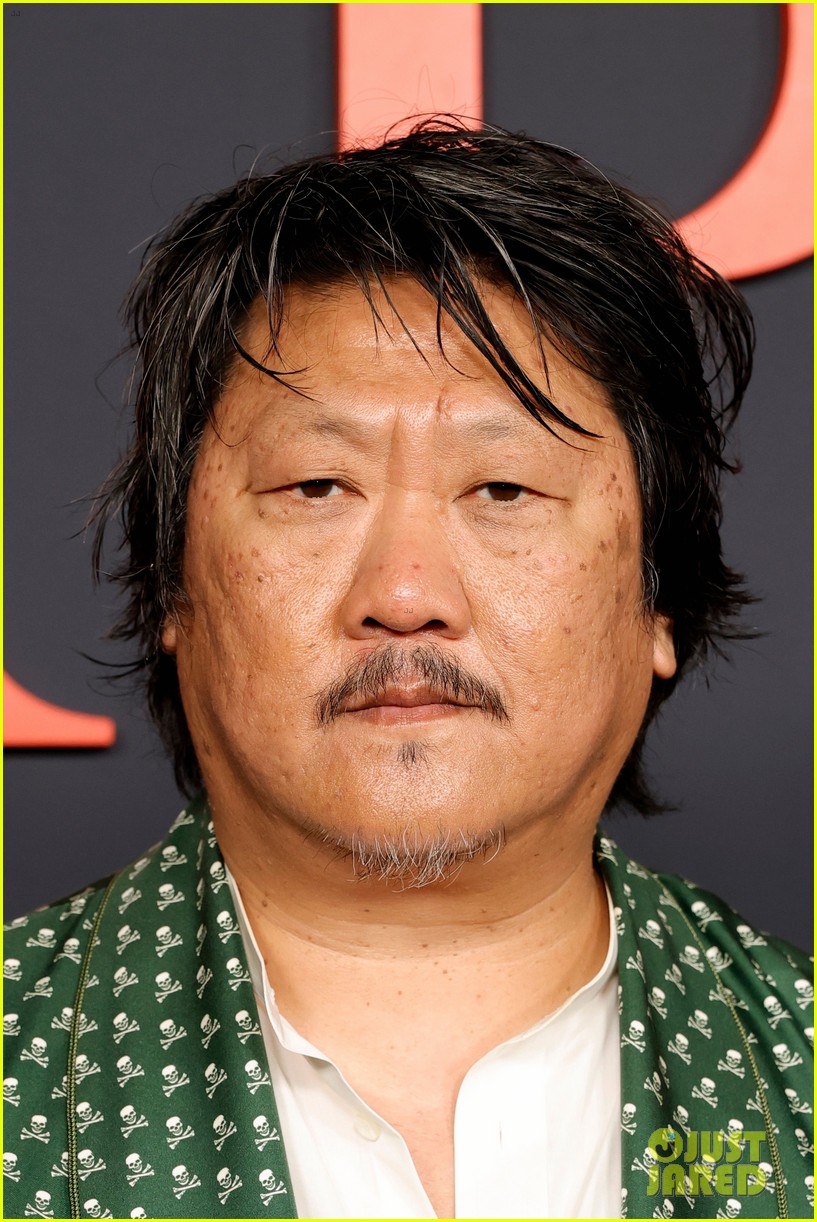 Julia Garner & Josh Brolin Attend 'Weapons' Premiere After Movie Debuts ...