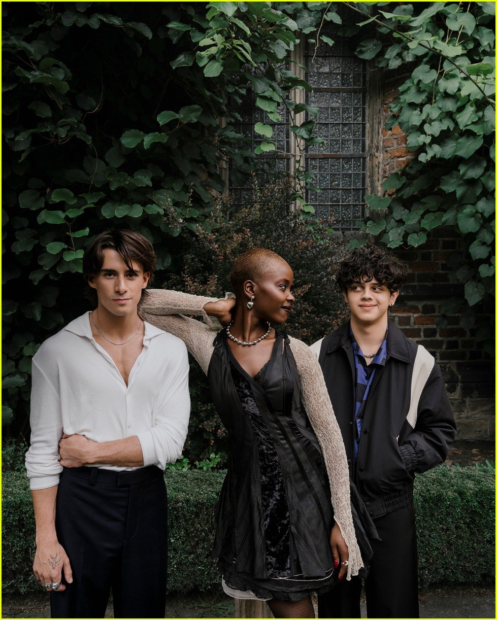 Jenna Ortega & 'Wednesday' Cast Kick Off ' The Doom Tour' to Promote Season 2: Photo 5186927 ...