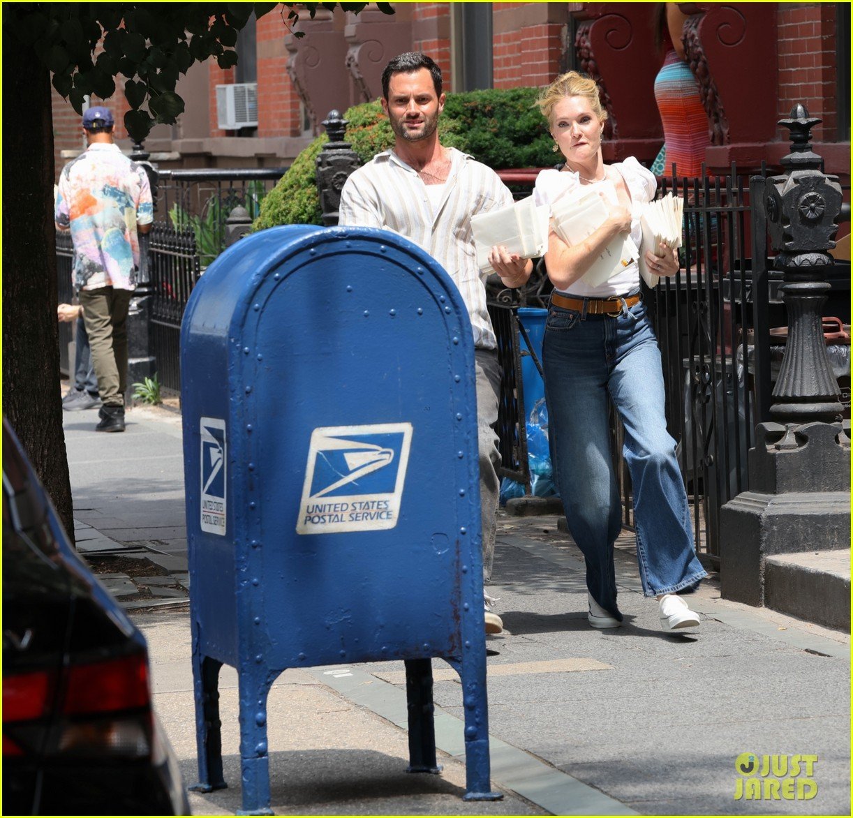 Penn Badgley & Meghann Fahy Spotted Filming 'You Deserve Each Other ...