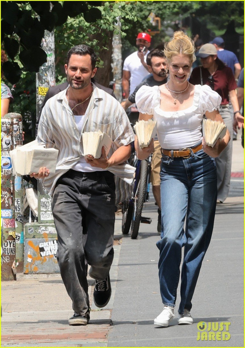 Penn Badgley & Meghann Fahy Spotted Filming 'You Deserve Each Other ...