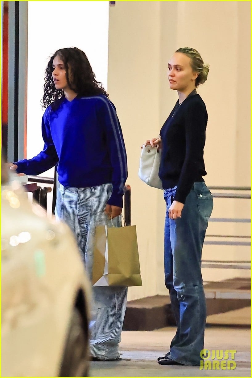 Lily-Rose Depp & Girlfriend 070 Shake Step Out for Romantic Dinner Date ...