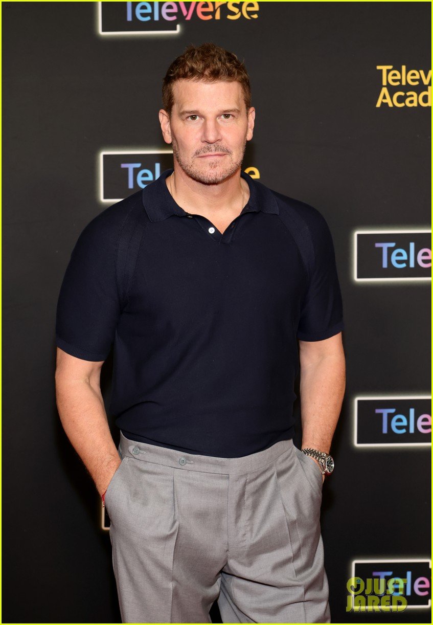 'Bones' Cast, Including David Boreanaz & Emily Deschanel, Reunite for ...