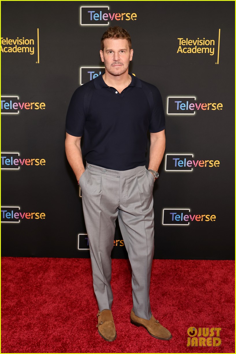 'Bones' Cast, Including David Boreanaz & Emily Deschanel, Reunite for ...