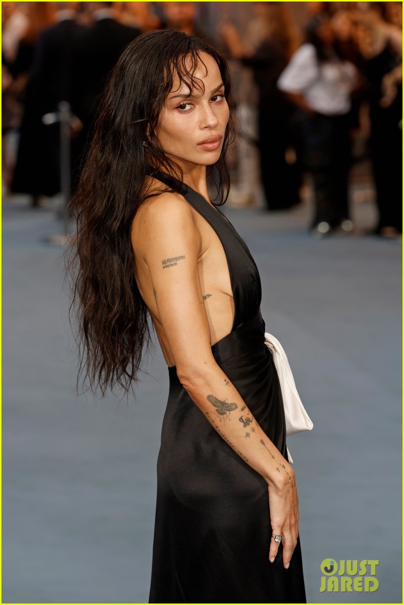 Austin Butler & Zoe Kravitz Picked the Same Designer for Their 'Caught ...