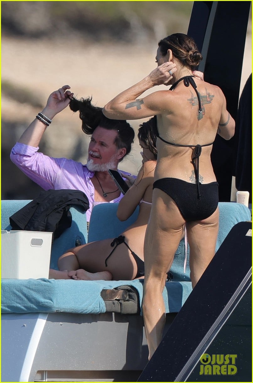 Mel C Shows Off Ripped Bikini Body, Packs on the PDA with Boyfriend ...