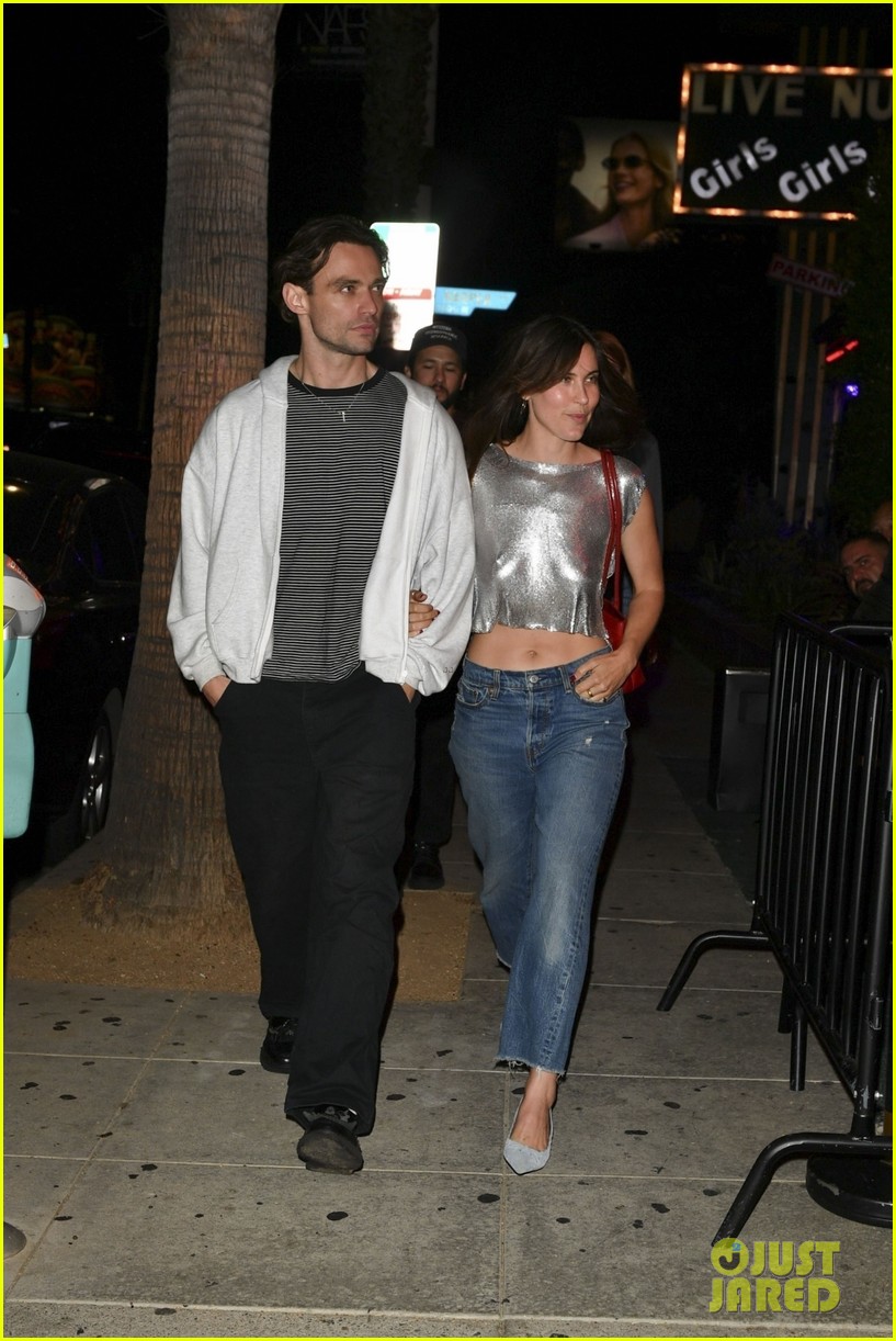 Thomas Doherty Spotted Walking Arm-in-Arm with Demi Moore's Daughter ...