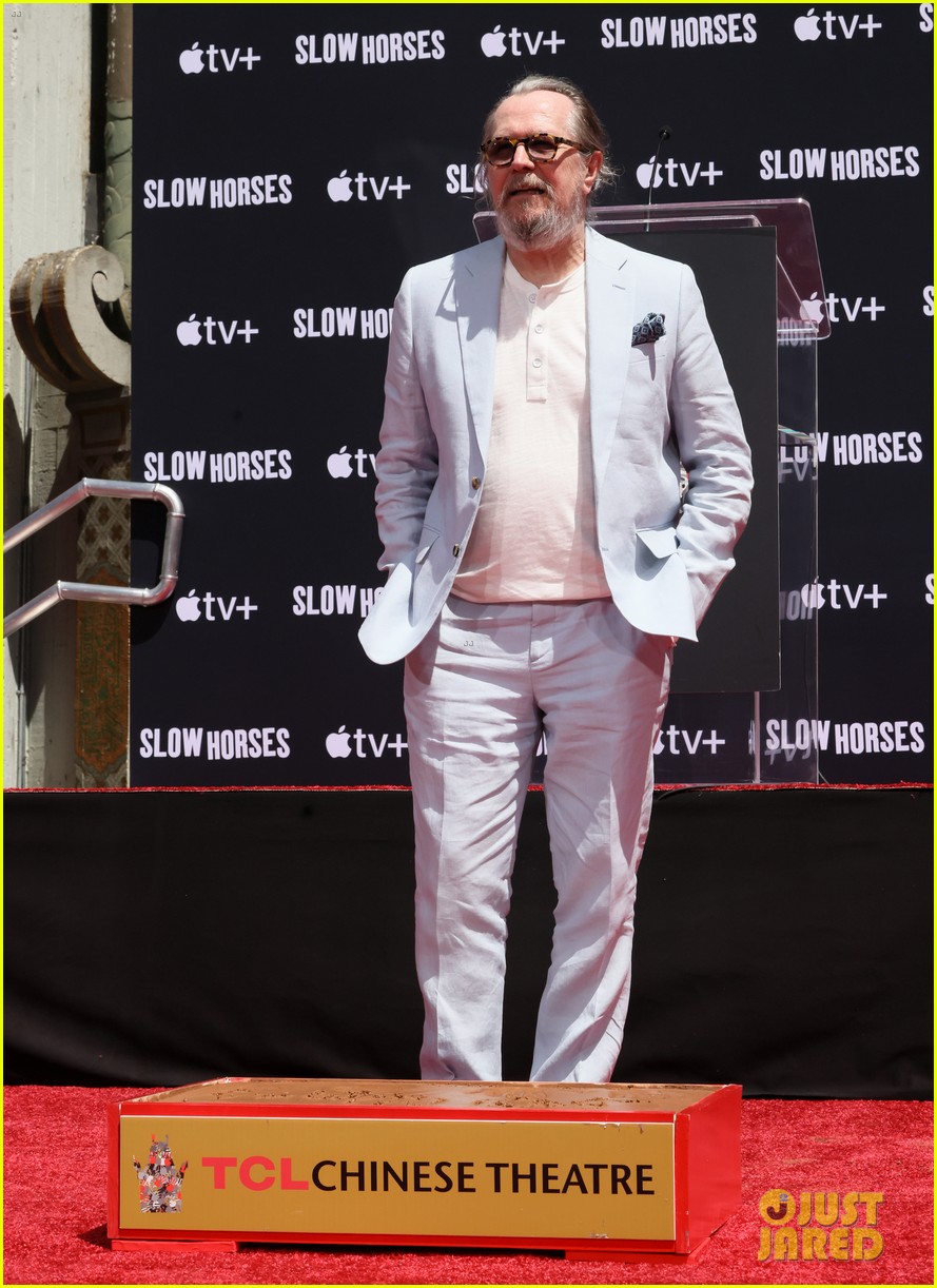 Jacob Elordi's Connection to Gary Oldman Explained After Speaking at ...