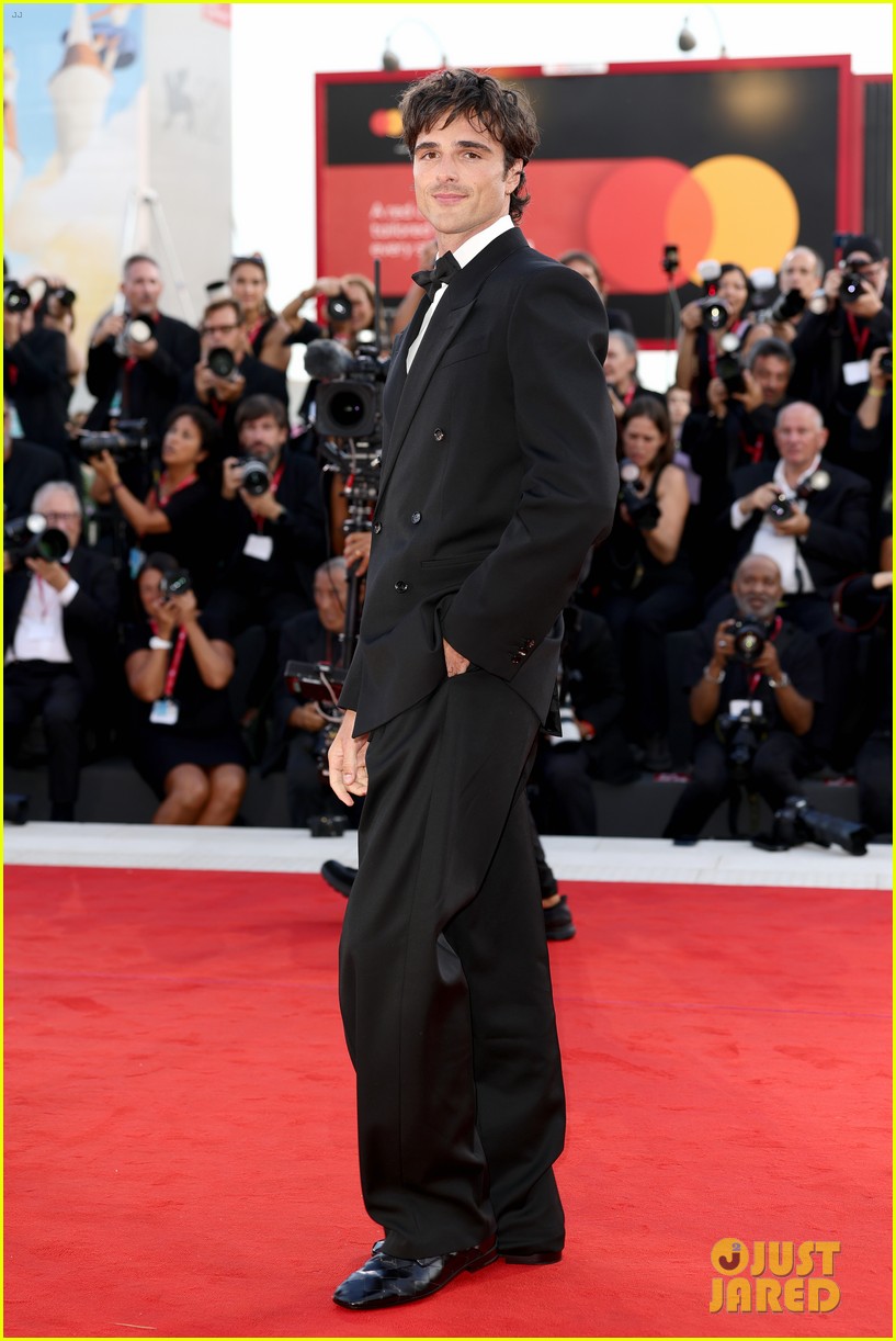 Oscar Isaac, Mia Goth, & Jacob Elordi Attend 'Frankenstein' Premiere at Venice Film Festival ...