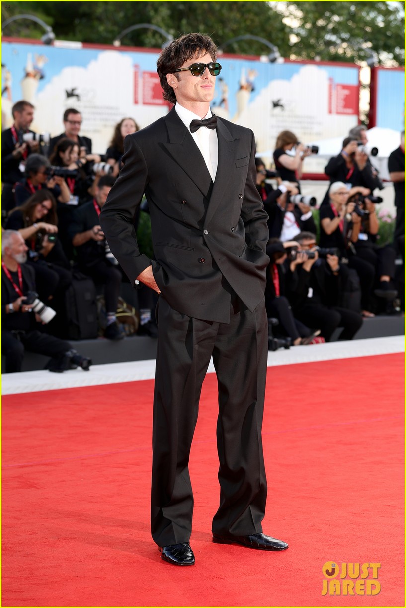 Oscar Isaac, Mia Goth, & Jacob Elordi Attend 'Frankenstein' Premiere at Venice Film Festival ...