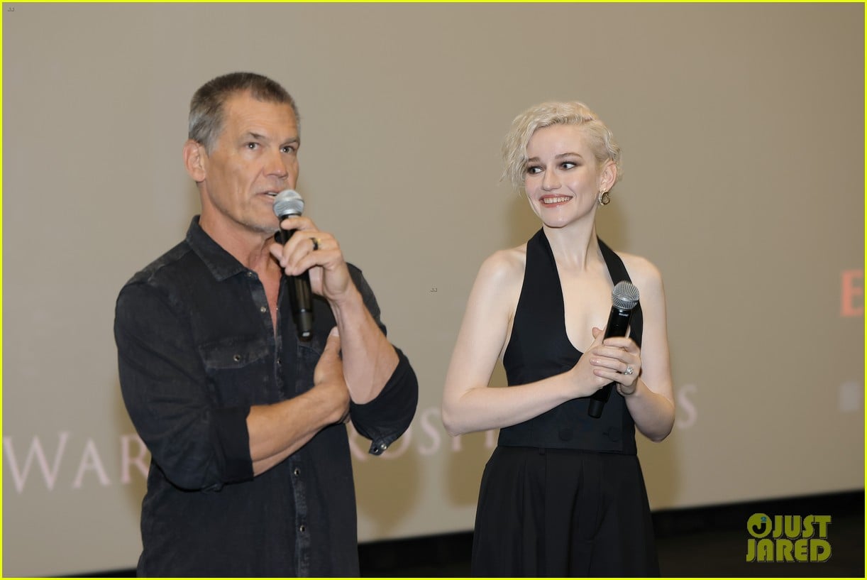 Julia Garner's Husband Mark Foster Joins Her on 'Weapons' Press Tour in ...