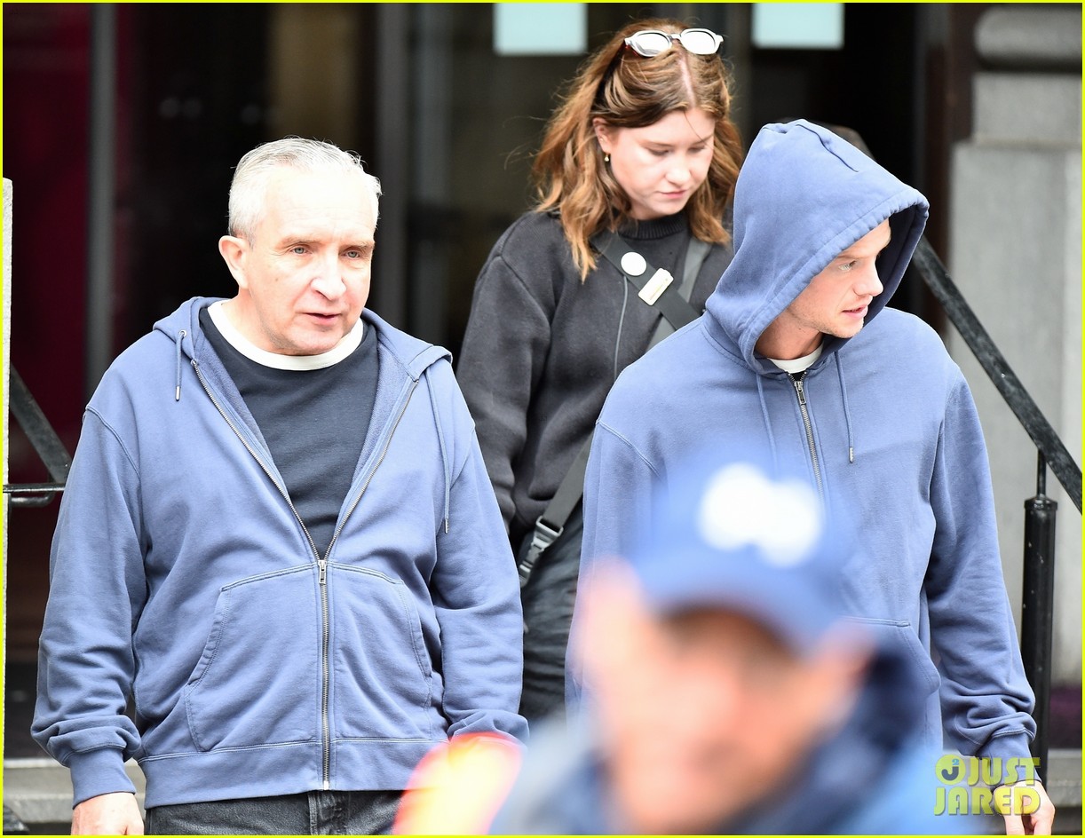 Tom Rhys Harries Films First 'Clayface' Scenes - See Every Set Photo!: Photo 5195827 | Photos ...