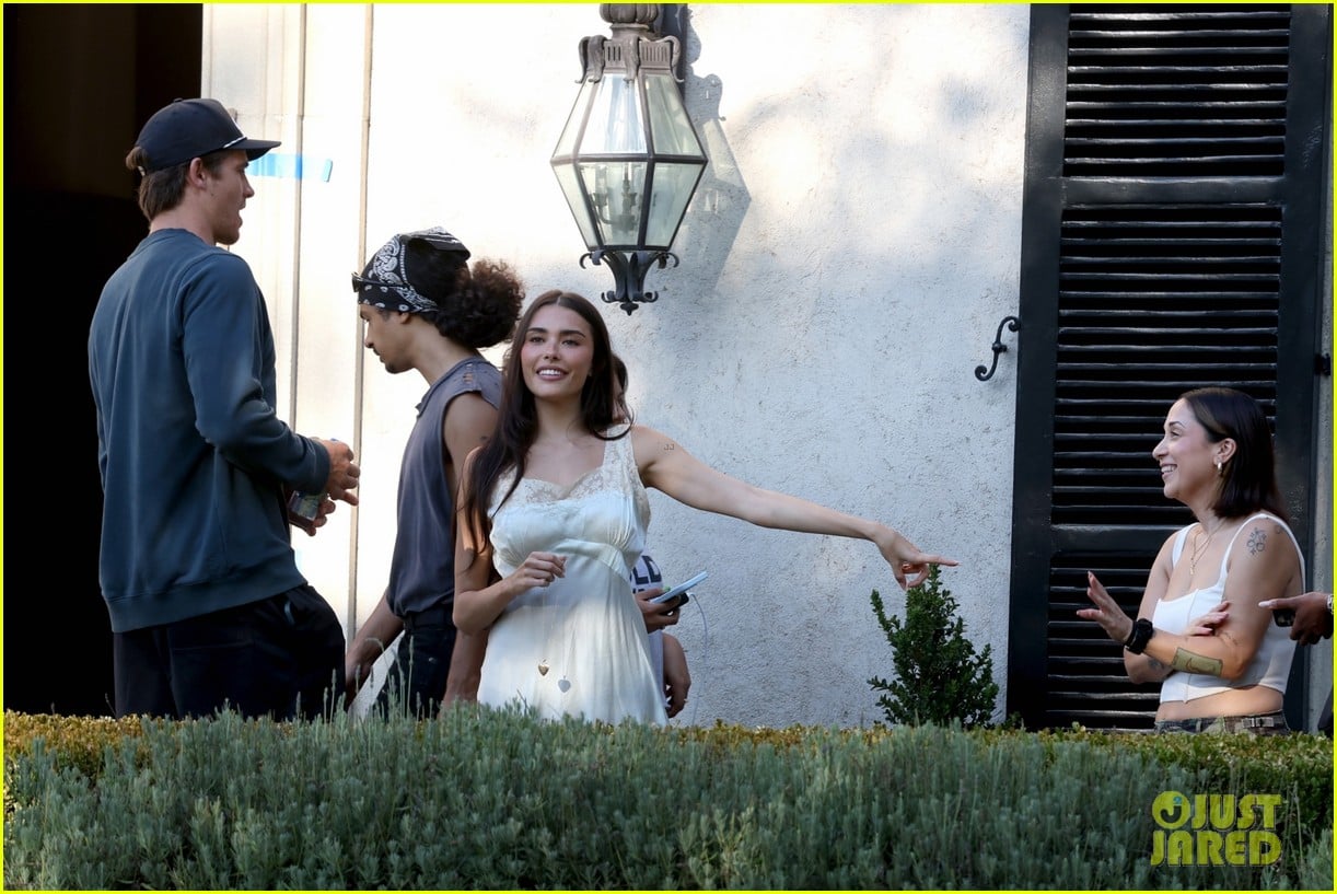 NFL Player Justin Herbert Sparks Dating Rumors with Madison Beer After ...