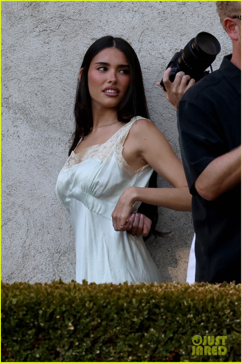 NFL Player Justin Herbert Sparks Dating Rumors with Madison Beer After ...