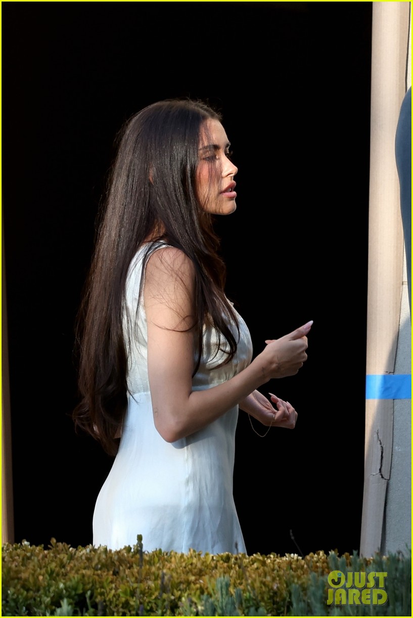 NFL Player Justin Herbert Sparks Dating Rumors with Madison Beer After ...