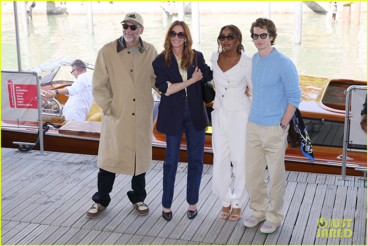 Julia Roberts, Andrew Garfield, & Ayo Edebiri Attend 'After the Hunt' Photo Call at Venice FIlm ...