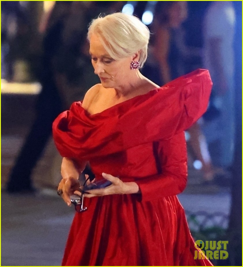 Meryl Streep & Kenneth Branagh Film Late-Night Scenes for 'The Devil ...