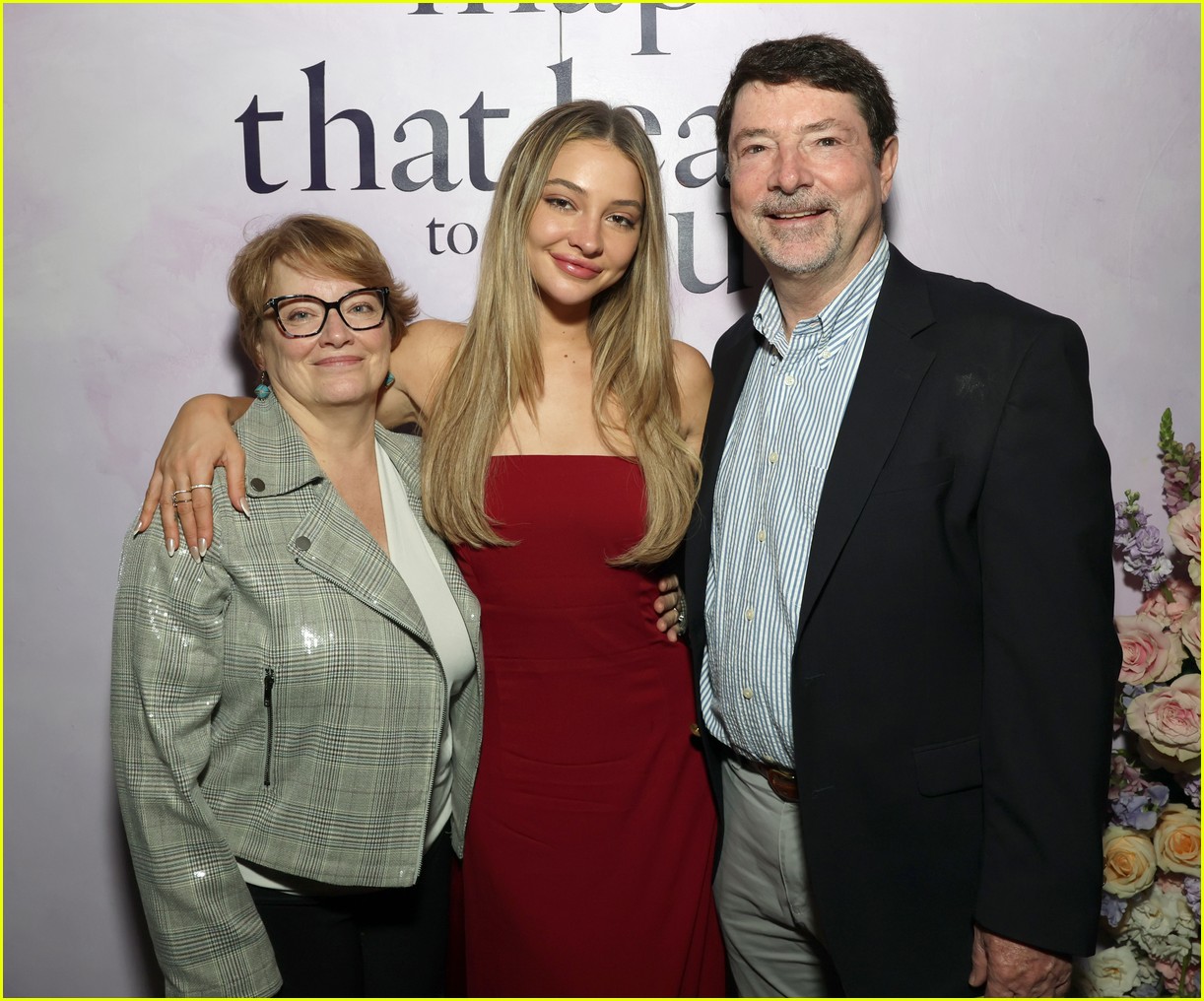 Madelyn Cline Brings Parents to 'The Map That Leads to You' Premiere ...