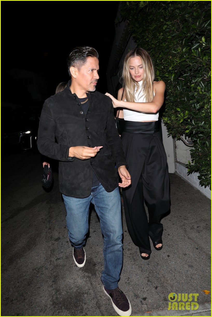 Margot Robbie & Jay Hernandez Reunite to Celebrate 'Suicide Squad' Co-Star Cara Delevingne's ...