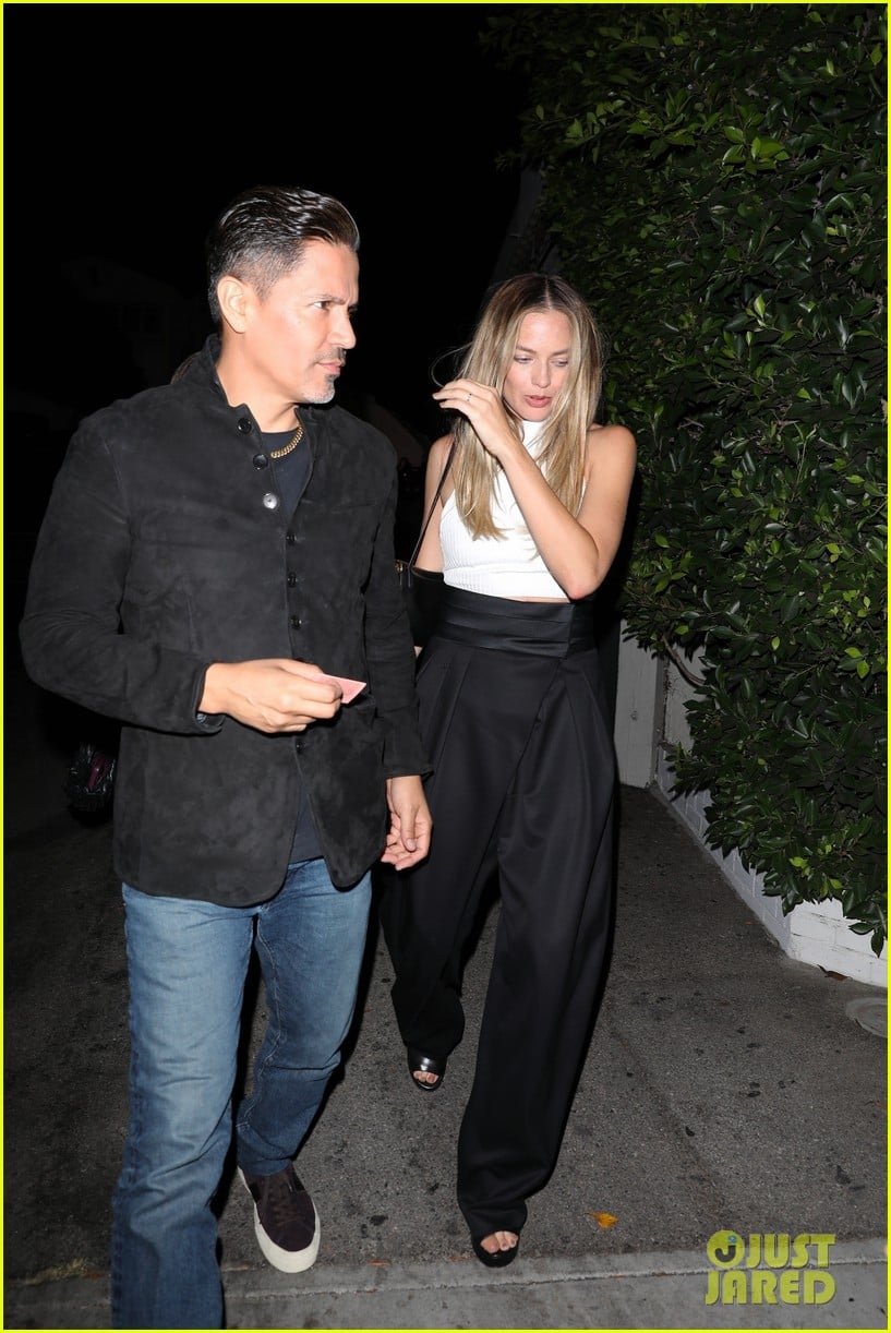 Margot Robbie & Jay Hernandez Reunite to Celebrate 'Suicide Squad' Co-Star Cara Delevingne's ...