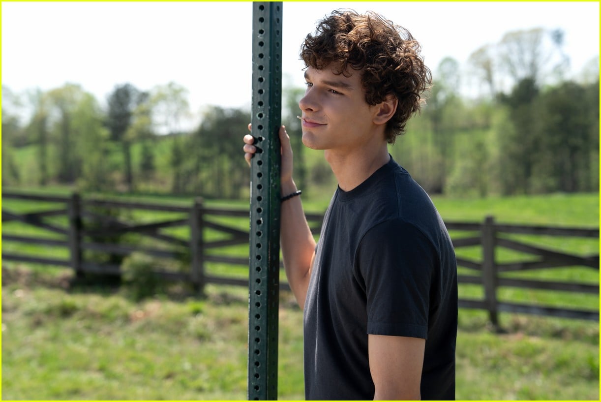 'Regretting You' Co-Stars Mckenna Grace & Mason Thames Are Also a Real ...