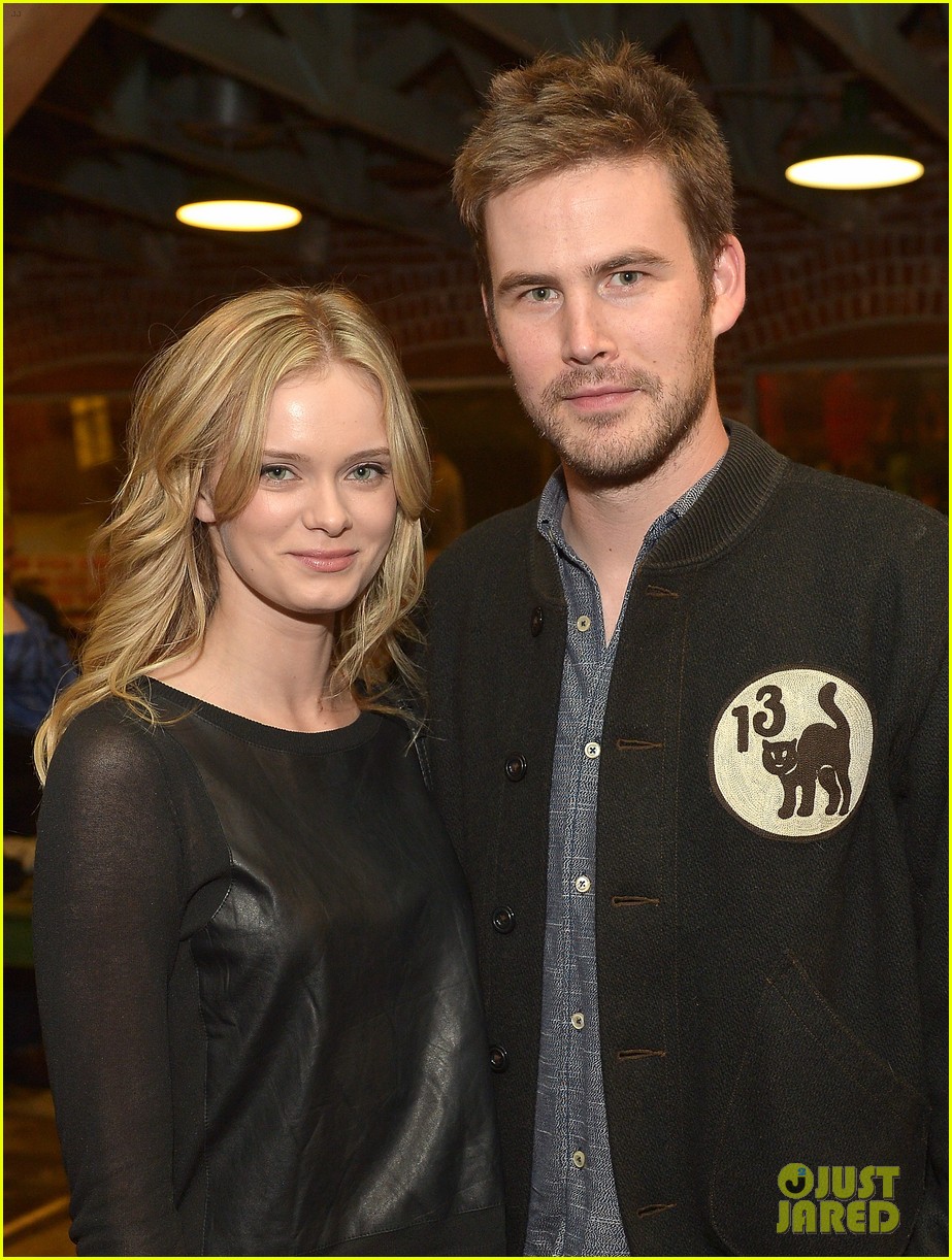 'Weapons' Director Zach Cregger's Wife Sara Paxton Says She Has a 'Sneaky Cameo' in the Movie ...