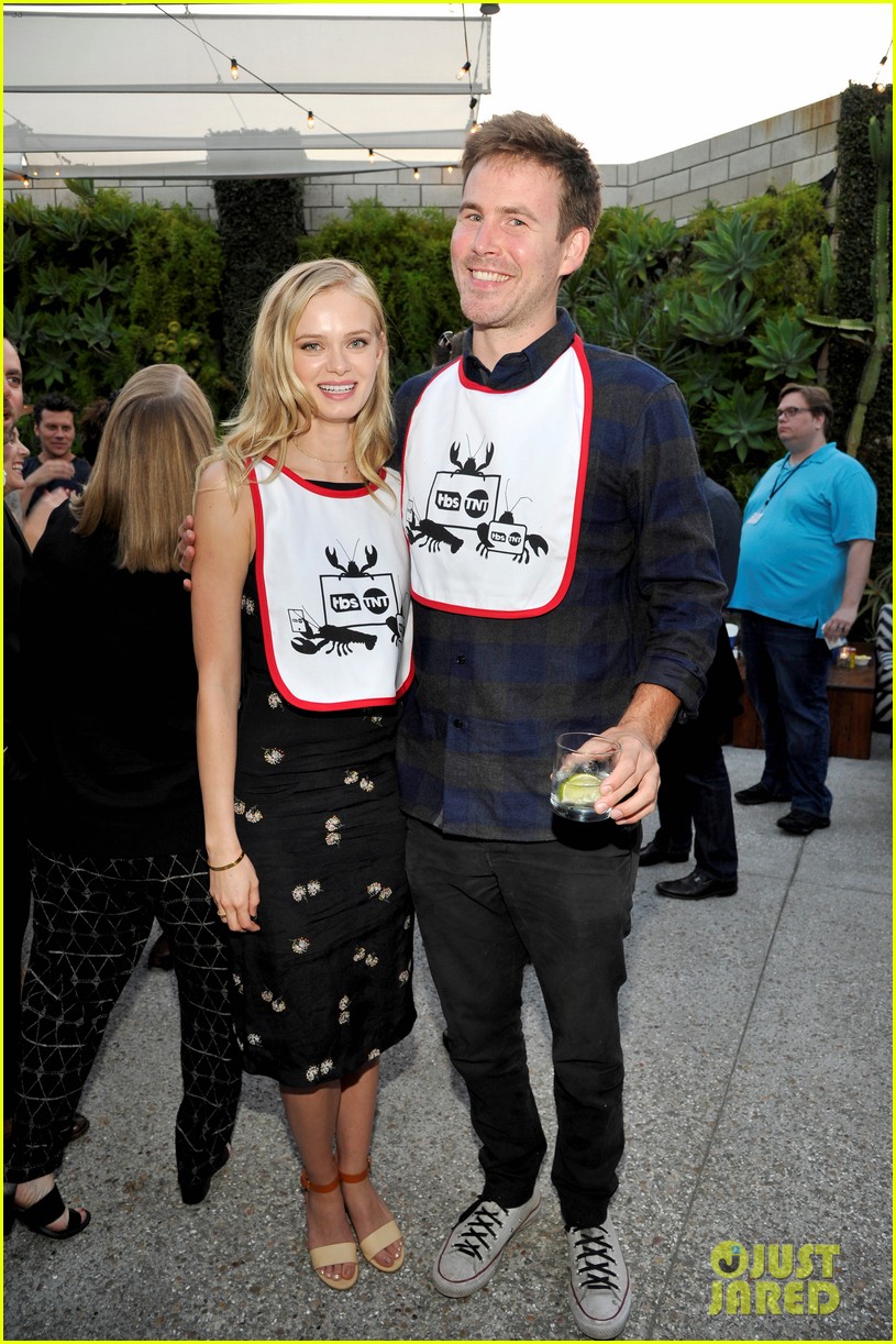 'Weapons' Director Zach Cregger's Wife Sara Paxton Says She Has a ...