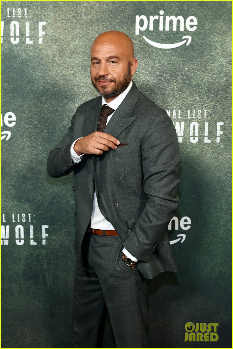 Chris Pratt Joins His Hunky Co-Stars at 'Terminal List: Dark Wolf ...