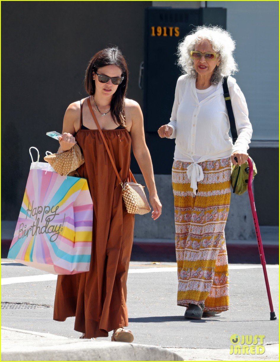 Rachel Bilson Celebrates Her Birthday in Style with Mom Janice Stango ...