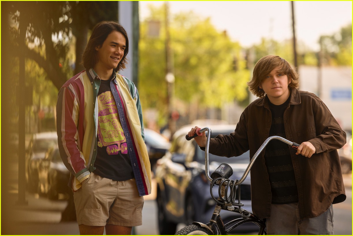 'The Runarounds' Trailer: Prime Video Debuts First Look at Upcoming Music Series From 'Outer ...