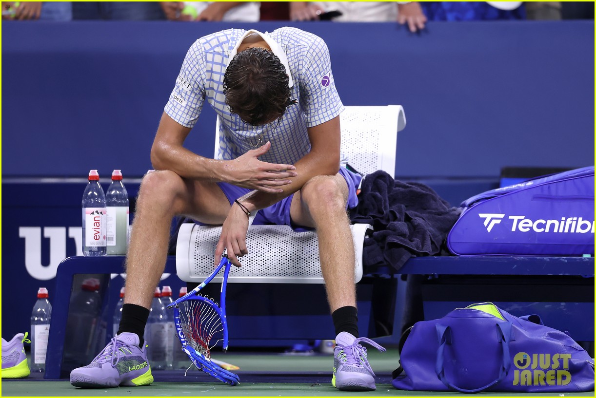 Tennis Pro Daniil Medvedev Smashes Racket in Anger in Viral Moment ...