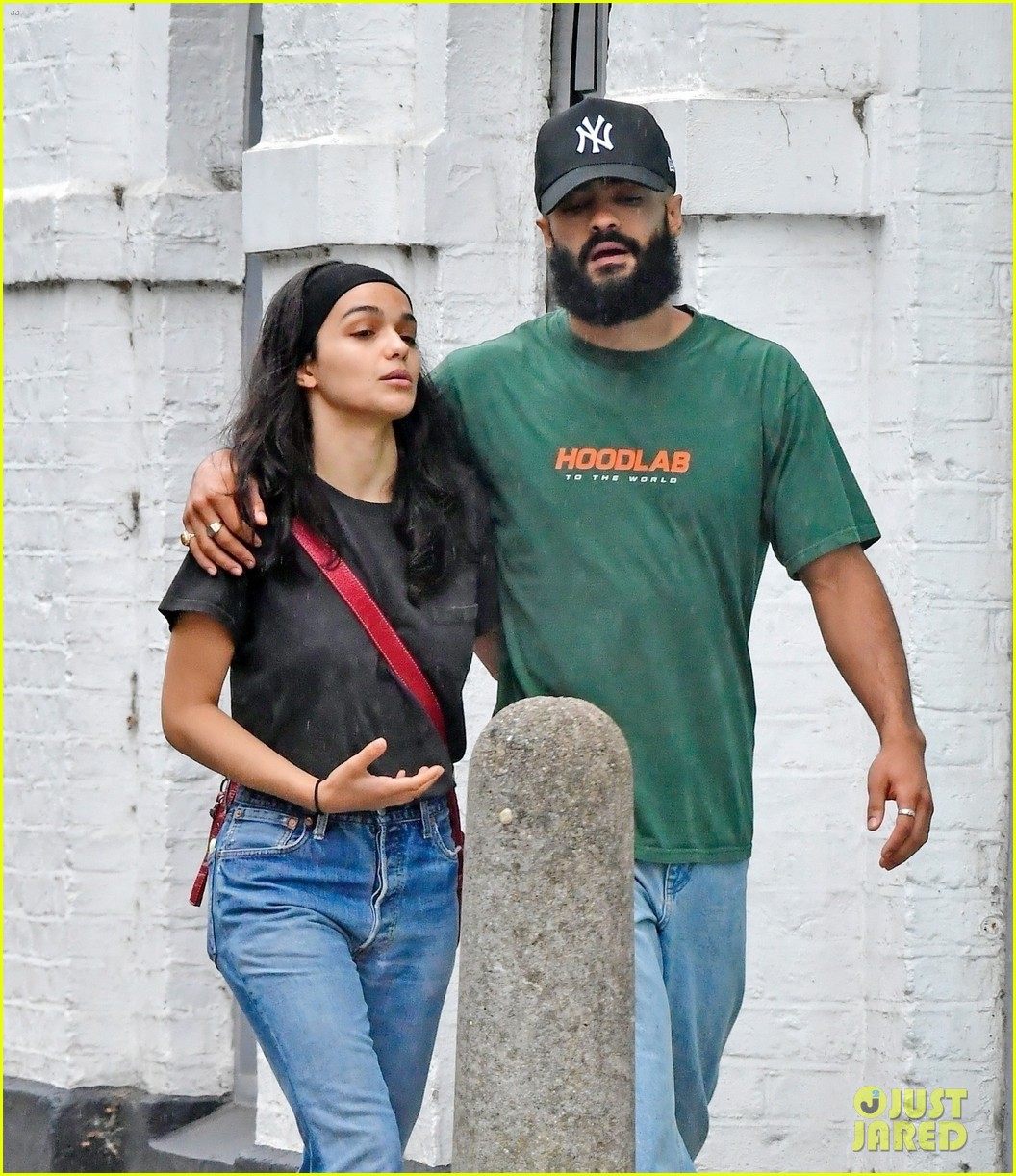 Rachel Zegler Spotted on London Stroll with New Boyfriend Nathan Louis ...