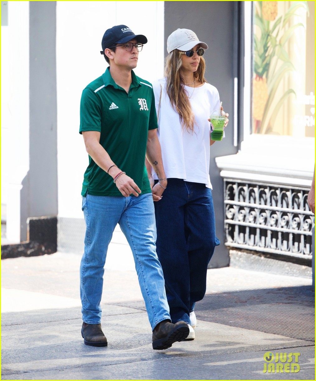 Jessica Alba & Danny Ramirez All Smiles During Friday Outing In New ...