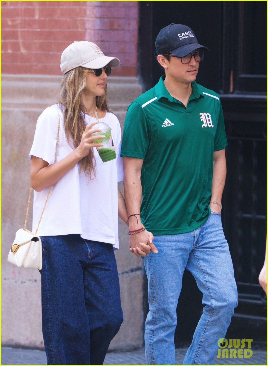 Jessica Alba & Danny Ramirez All Smiles During Friday Outing In New ...