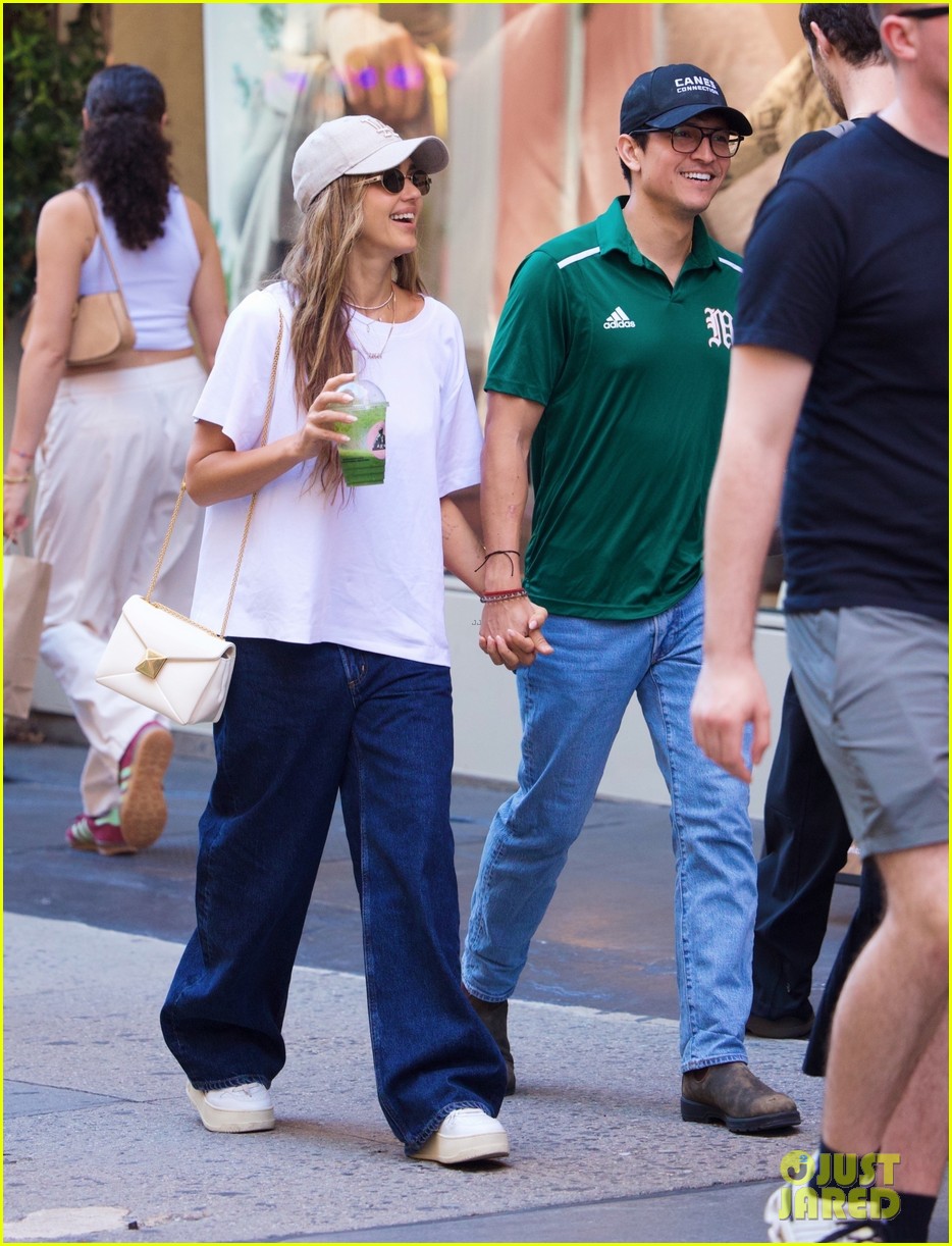 Jessica Alba & Danny Ramirez All Smiles During Friday Outing In New ...