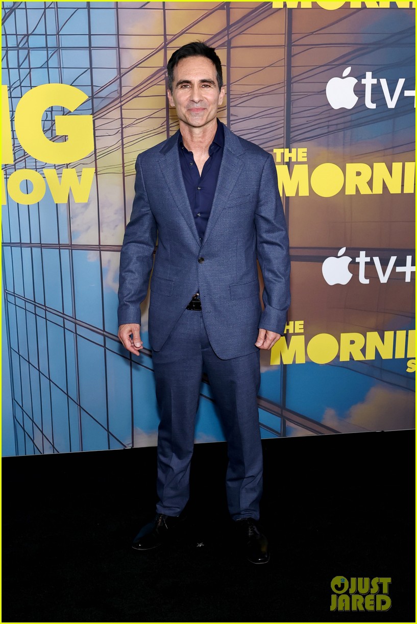Jennifer Aniston Gets Beau Jim Curtis' Support at 'The Morning Show' Season 4 Premiere With ...