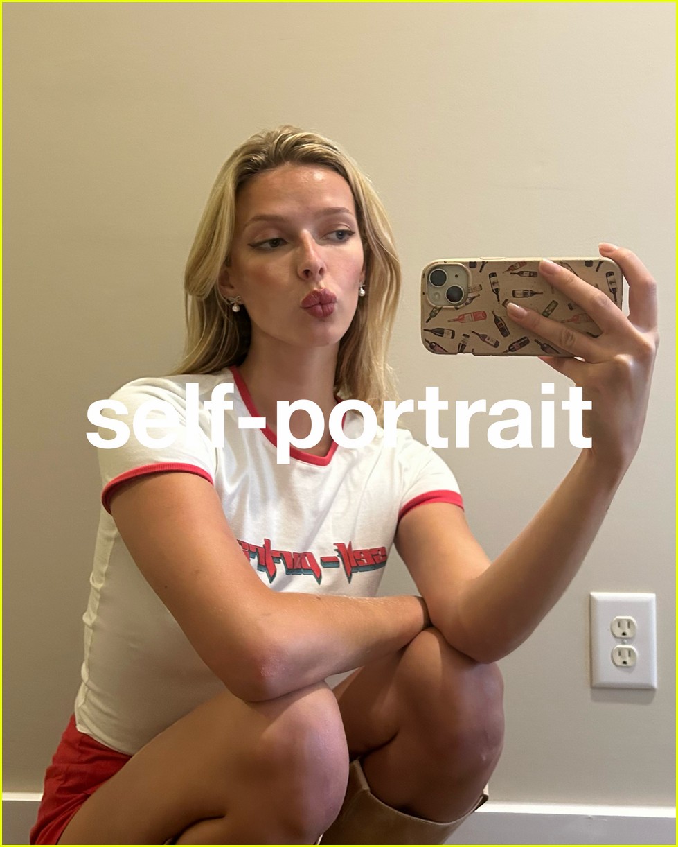 Gwyneth Paltrow's Daughter Apple Martin Stars in First-Ever Fashion ...