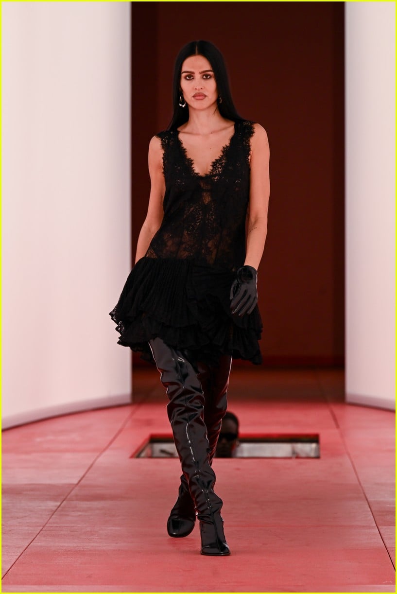 Romeo Beckham Walks in H&M&180 Show at London Fashion Week, Emily ...