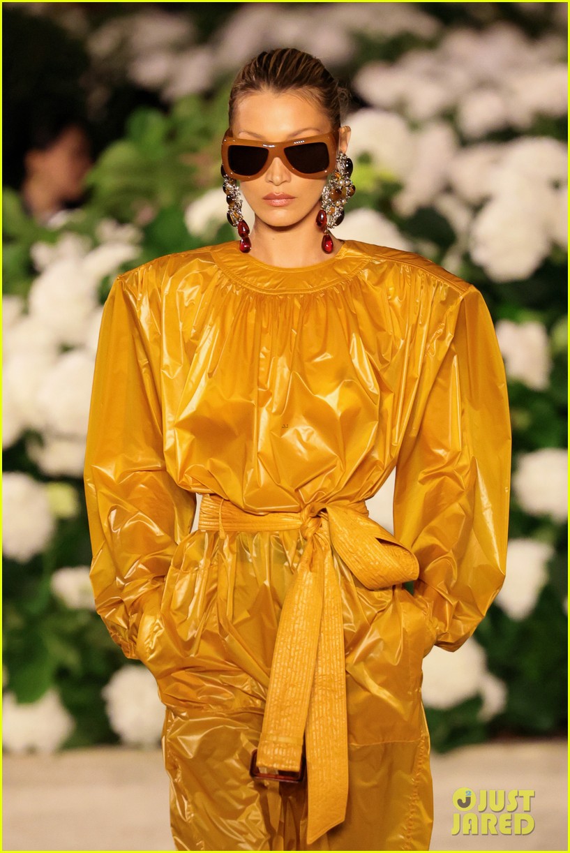 Bella Hadid Walks in Saint Laurent Fashion Show in Paris Weeks After ...